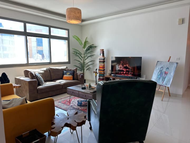 3 Bedroom Flat In Seef Nearby Beach Access - Bahrain