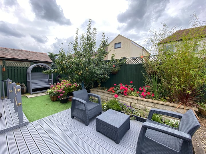 2 Bedroom Private Flat In Wrose, Shipley, Bradford - Otley - Leeds