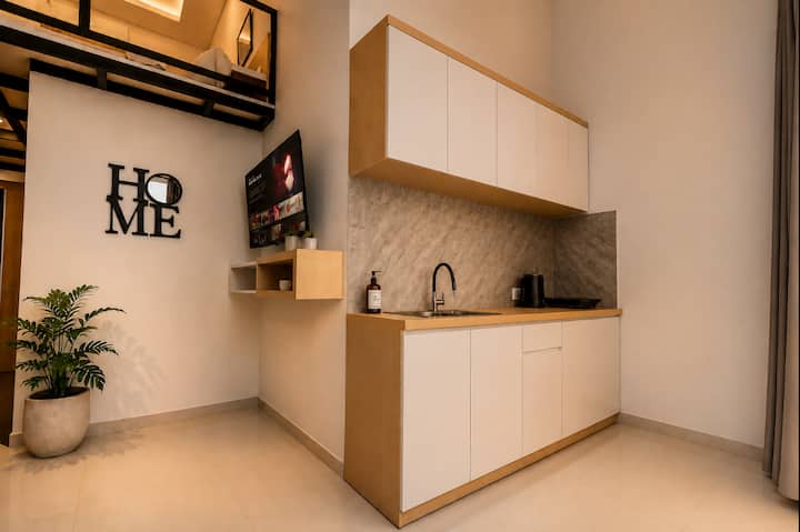 Central Mezzanine Suite By Homely Bali Seminyak 3 - Bali