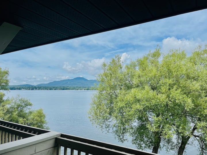 Lumineux Condo Au Bord Du Lac - Magog