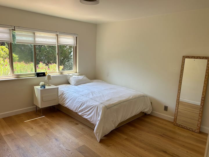 Ocean And Stunning House  Room To Relax - Redondo Beach, CA