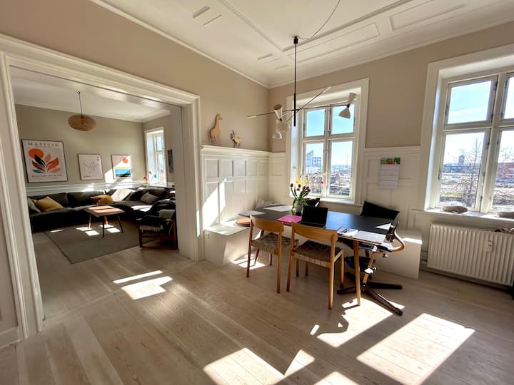 Large Apartment Perfectly Located - Aarhus