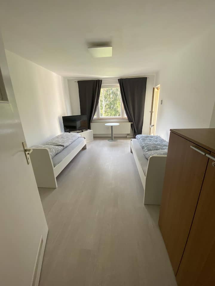 Nice 2 Bedroom Apartment With 4 Beds - Kelsterbach