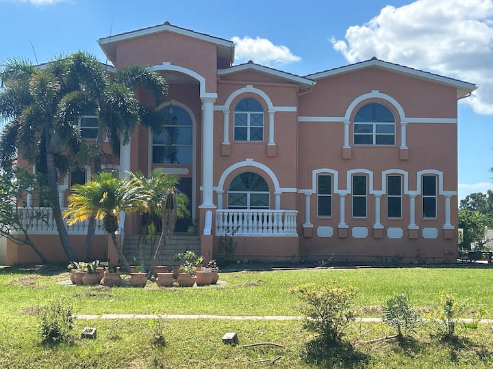 Happy Days - Madeira Beach, FL