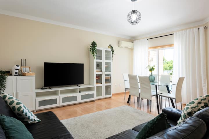 Spacious 3 Bedroom Apartment In Alvor - Alvor