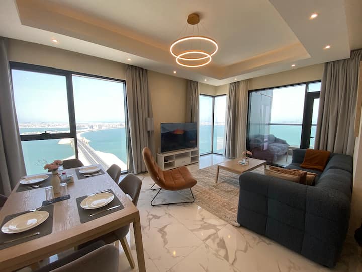 2 Br Sky & Full Sea View - Bahrain