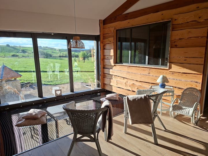 Grange à La Campagne Au Cœur De L'auvergne - Issoire