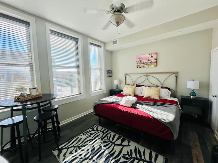 Perfect Work Retreat On Market St. Downtown Ilm - Wilmington, NC