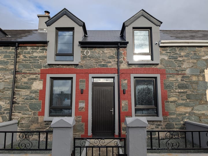 Family Townhouse In Killarney With Private Parking - Killarney