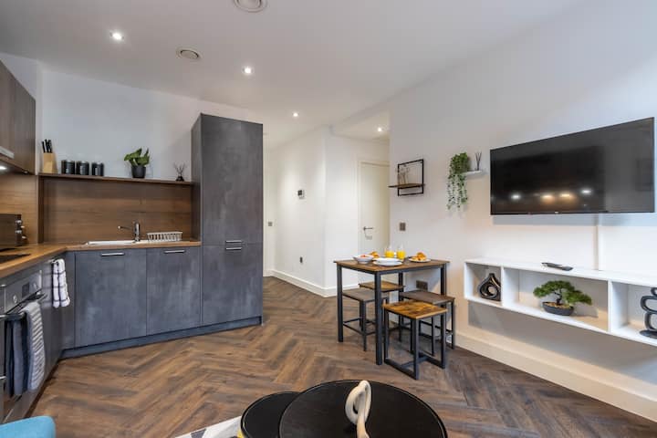Up To 35% Off, Professionals, Relocations - Birmingham