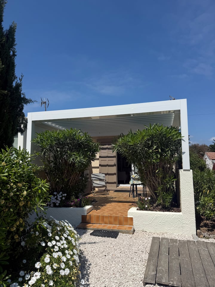 Presqu’île De Giens à 200m De La Plage Studio Neuf - French Riviera