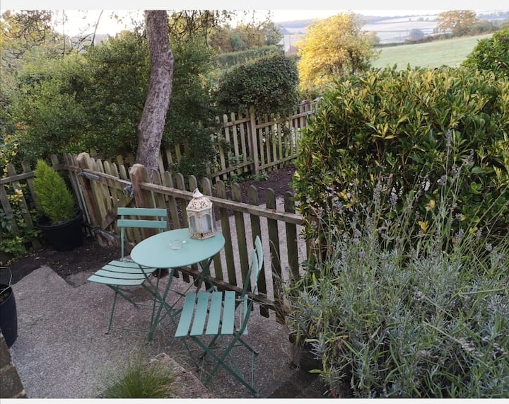 Greenfield Cottage Studio - Folkestone