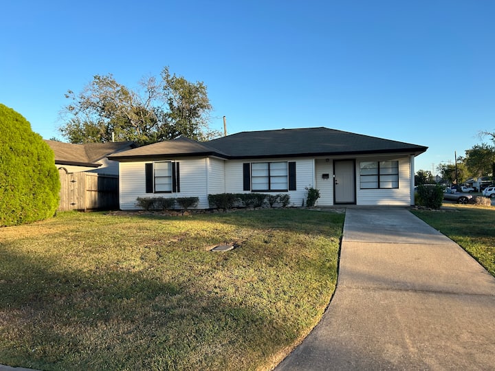 Private Casita In Houston Suburb - Deer Park