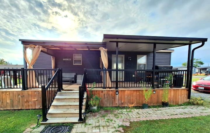 Vineridge Resort Cottage Getaway - Niagara-on-the-Lake