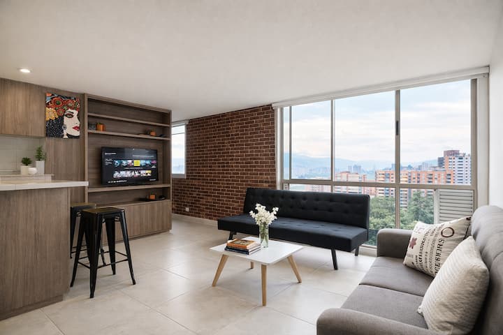 Apto In Poblado Piso 16,vista Hermosa Free Parking - Medellín