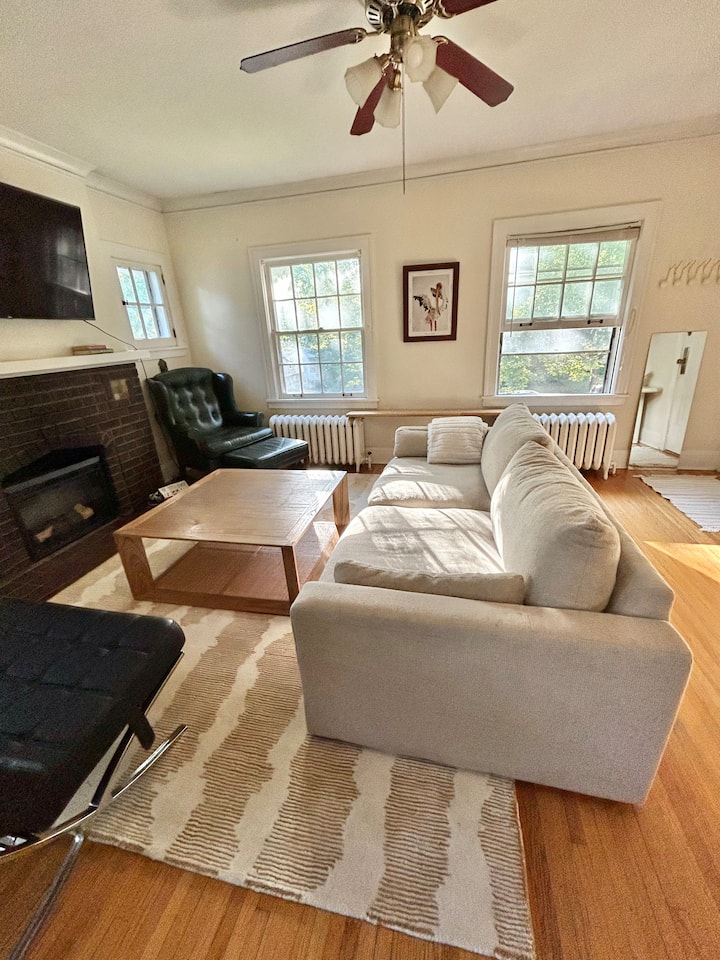 The Upper House - A Stylish Gem - Minneapolis, MN