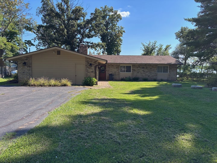 Lake House In Briggsville - Portage, WI