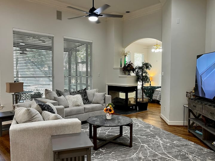 Custom Luxury House/cozy/katy I-10/99 - Katy, TX