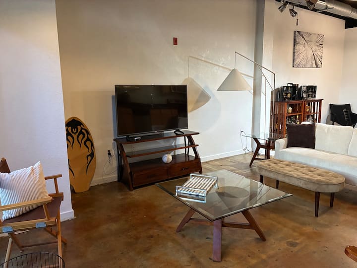 Modern Condo - Tallahassee, FL