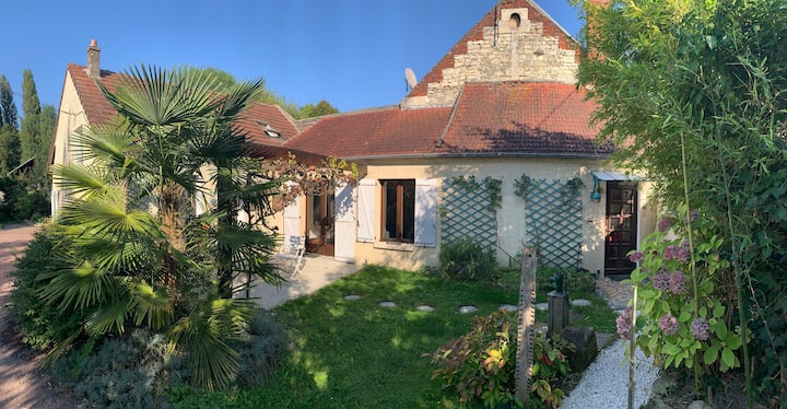 Maison Au Centre Du Village - Creil
