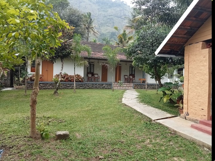 Farm Shed 4bed 2 Bath, Kitchen - Kerala
