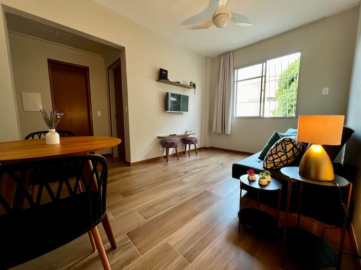 Lindo Apartamento Próximo A Tudo. - Vitoria