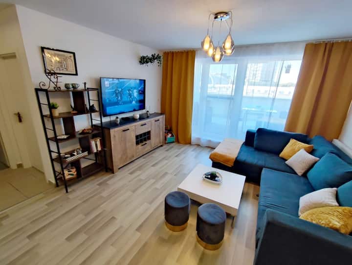 Stylish Flat Close To Petržalka Station - Bratislava