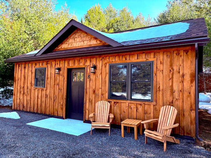 Raven Acres Adirondack Cabin 8 - Chase Lake, Glenfield