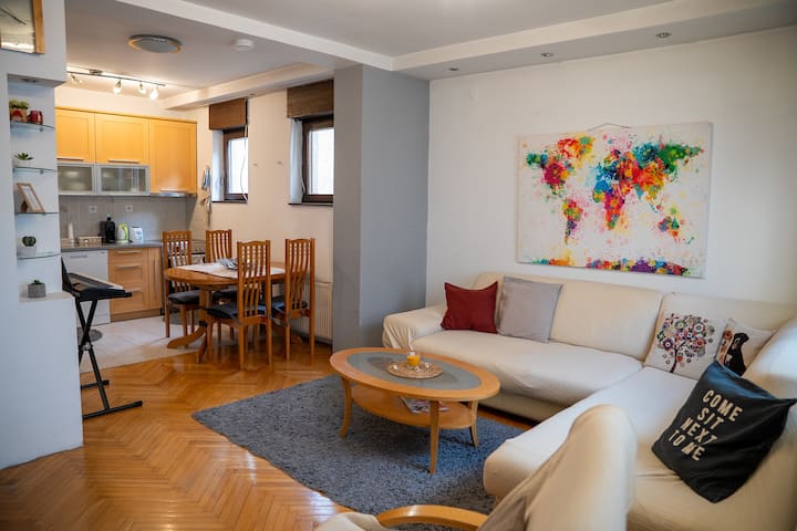 Comfy And Quiet Apt. In City Center - Skopje