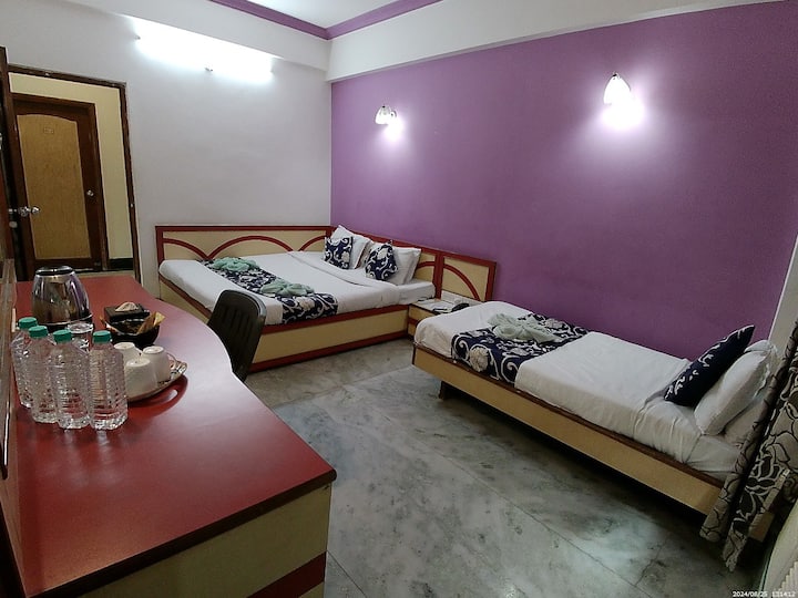 Boutique Hotel In Shirdi - Shirdi