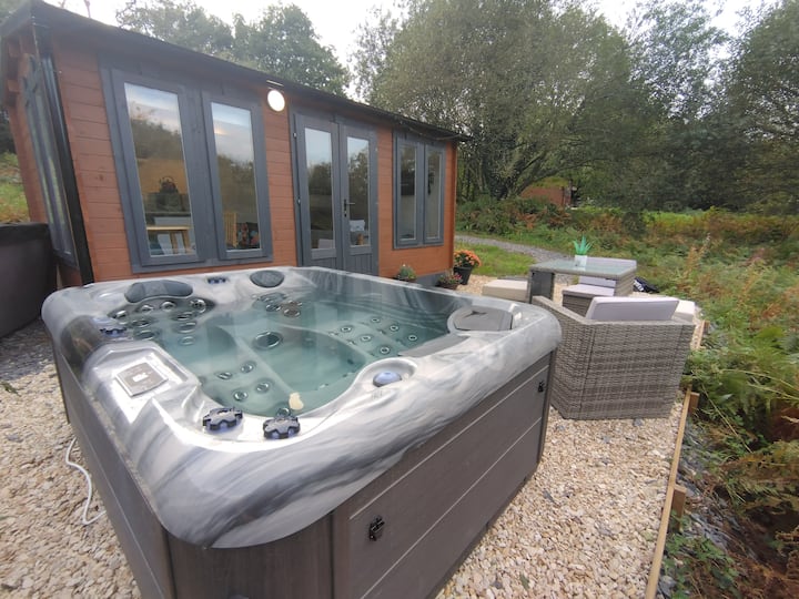 Fernhill Iii - Log Cabin - Tenby