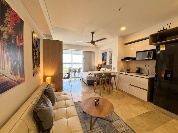 Luxury Beachfront Suite - Cartagena