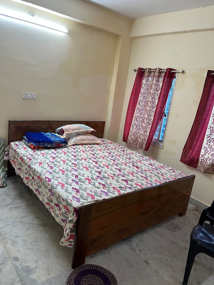 Home Stay - Mayapur