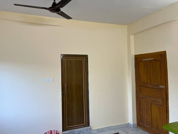 Home Stay - Mayapur