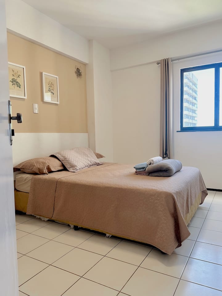 Flat Na Av. Dos Holandeses (Próximo à Praia) - São Luís