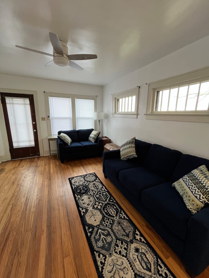 Black River Bungalow - Sarnia