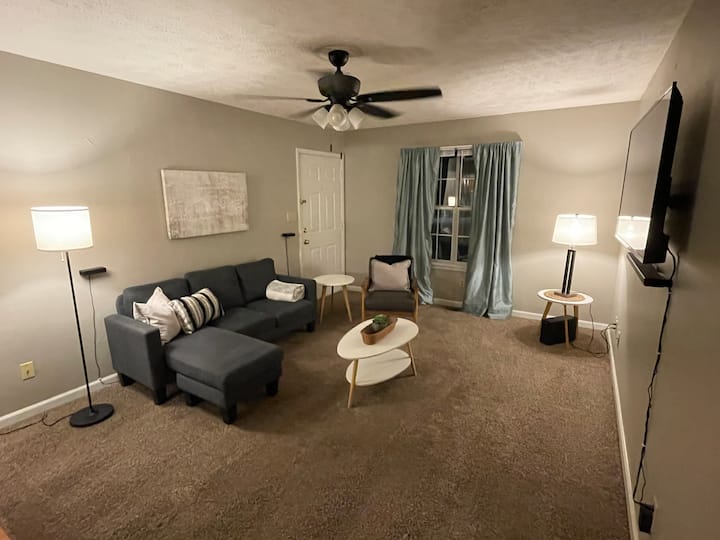 Spacious 2bd/2bth Apt In Suburban North Jackson - Jackson, TN