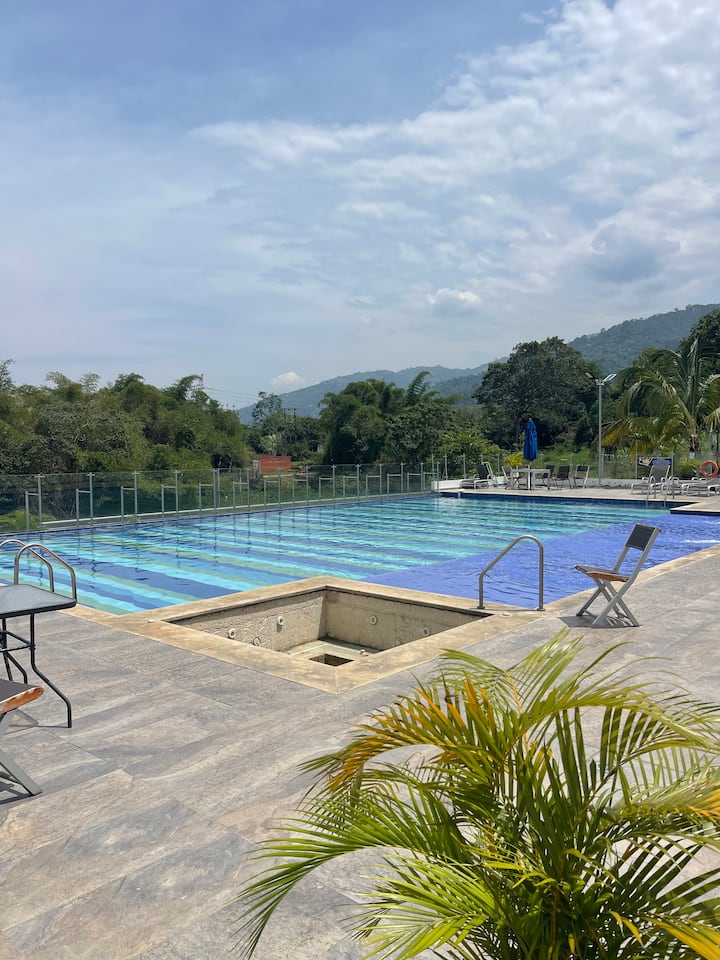 Alojamiento Vip Para 6 Personas - Bucaramanga