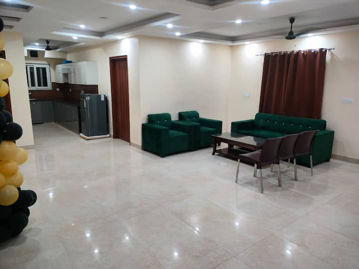 4 Bhk Flat In Sector 38 Gurgaon - Gurugram