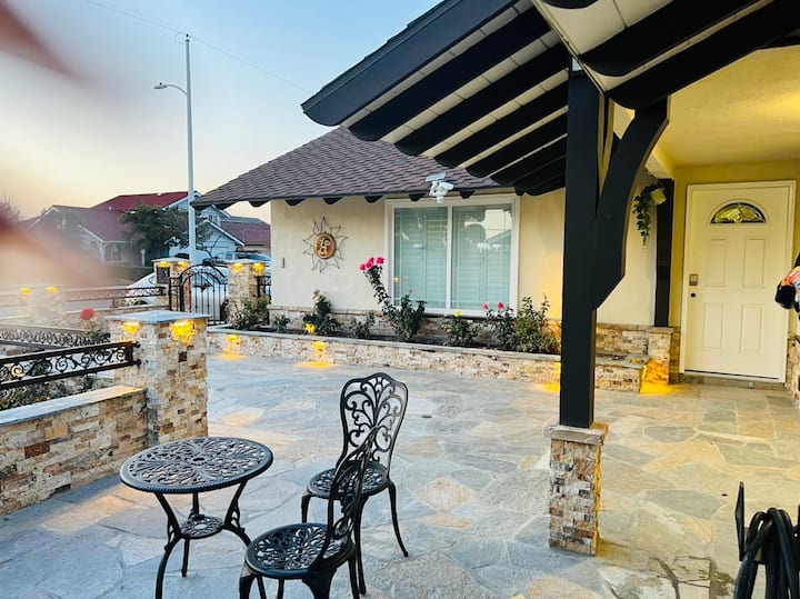 L102 Nice Full Equipped Room Near Disney Beach - Santa Ana, CA