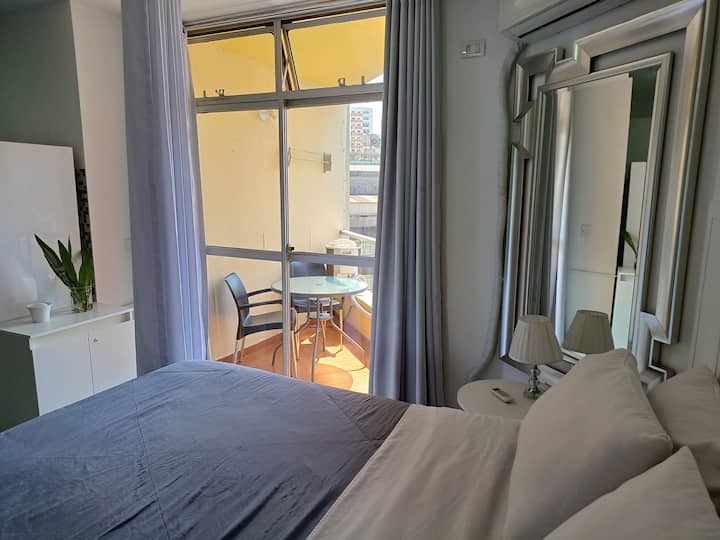 Arejado Apartamento Perto Da Paulista Com Garagem - Sao Paulo
