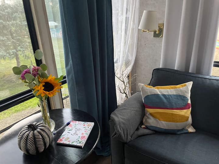 Mobile Farm Home - Grimsby