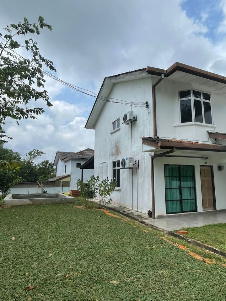 Homestay Corner In Bukit Beruntung @ Bukit Sentosa - Serendah