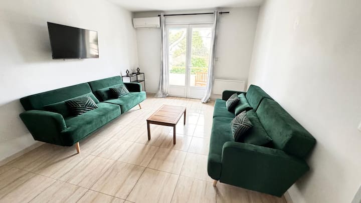 Un Agréable Appartement à Deux Pas De La Mer - Fréjus