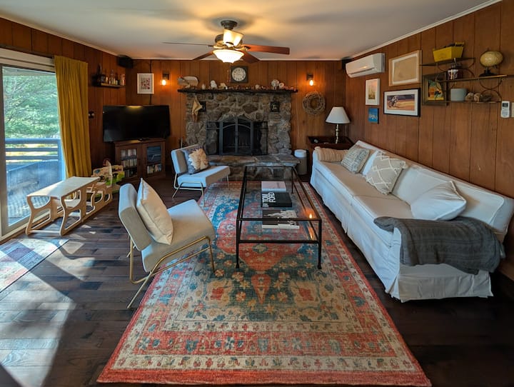 Woodland Cabin W Swim Pond, Fire Place, Fire Pit - Bovina, NY