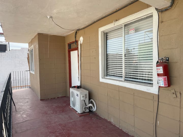 Familiar Seguro Y Económico - Mexicali