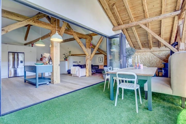 Traditional / Modern Barn - Avoriaz