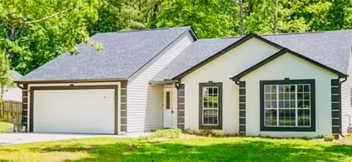 The Exquisite Guest House - Jonesboro, GA