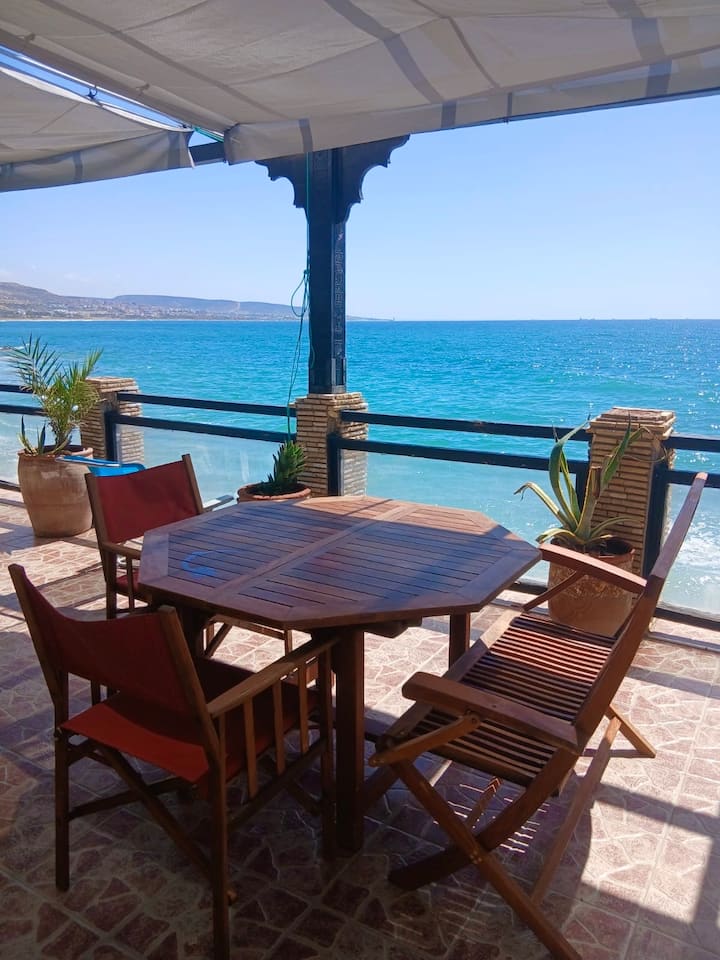 Vagues Sous L'appartement.les Pieds Dans L'eau - Taghazout