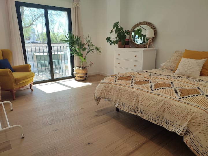 Habitación Amplia Y Luminosa - Ciudad Real